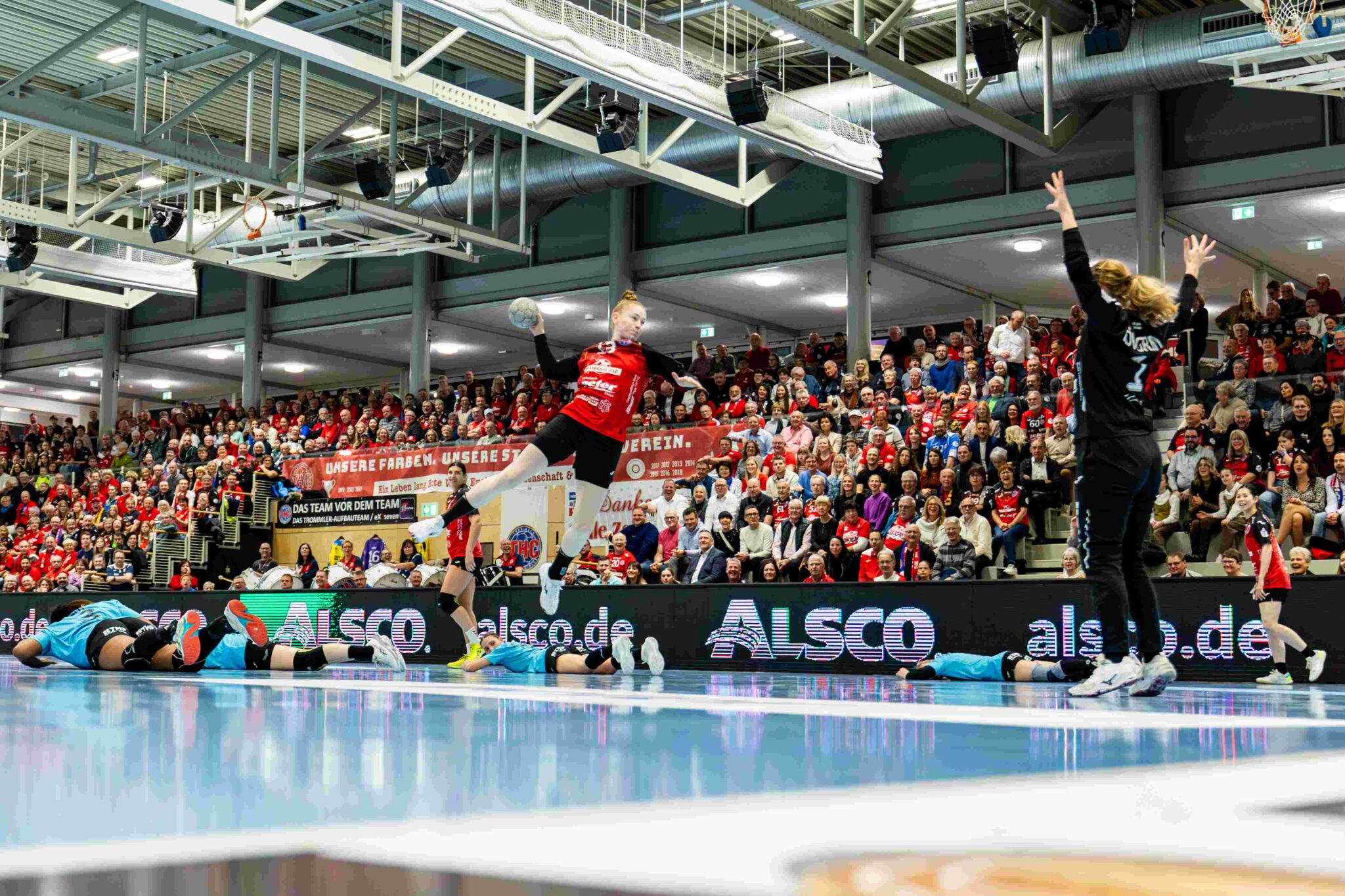 Jubiläumsspiel des Thüringer HC : Thüringer Handball Club – Willkommen ...
